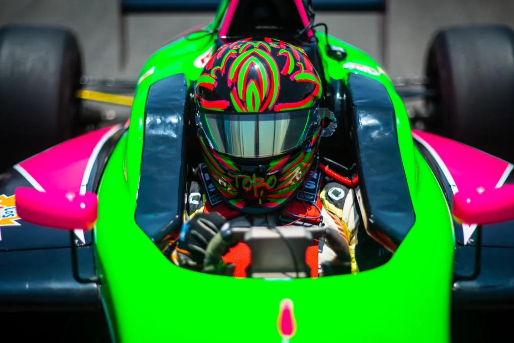 Esteban Rodríguez “Toro”, consigue podio en la F4 NACAM en Puebla ...