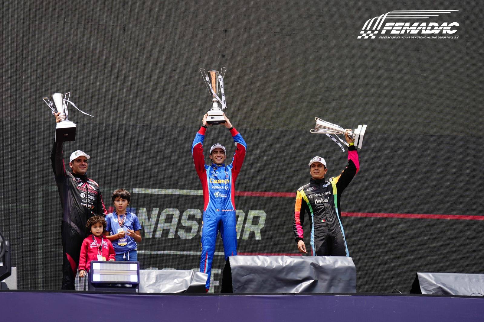 MAX GUTIÉRREZ SE LLEVA LA 'RICARDO RODRÍGUEZ 60' DE NASCAR MÉXICO ...